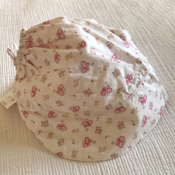 GAP | Accessories | Nwt Baby Gap Reversible Newborn Bonnet | Poshmark